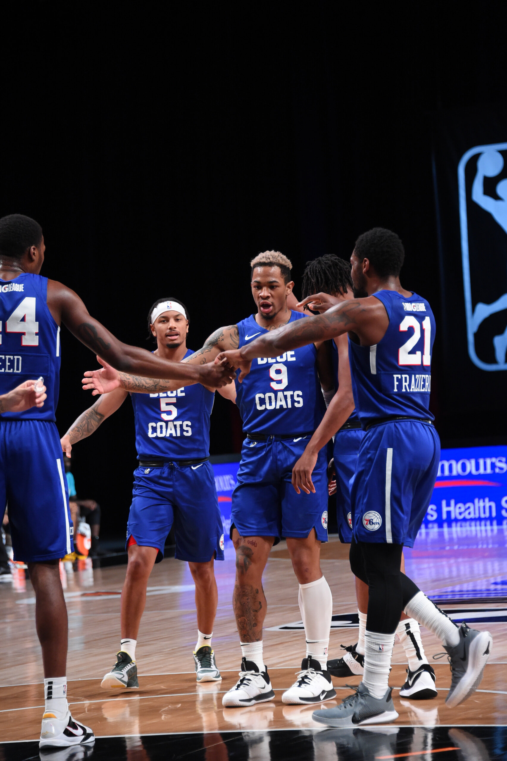 BLUE COATS CRUISE PAST SWARM TO IMPROVE TO 4-0 | WITN Channel 22 ...